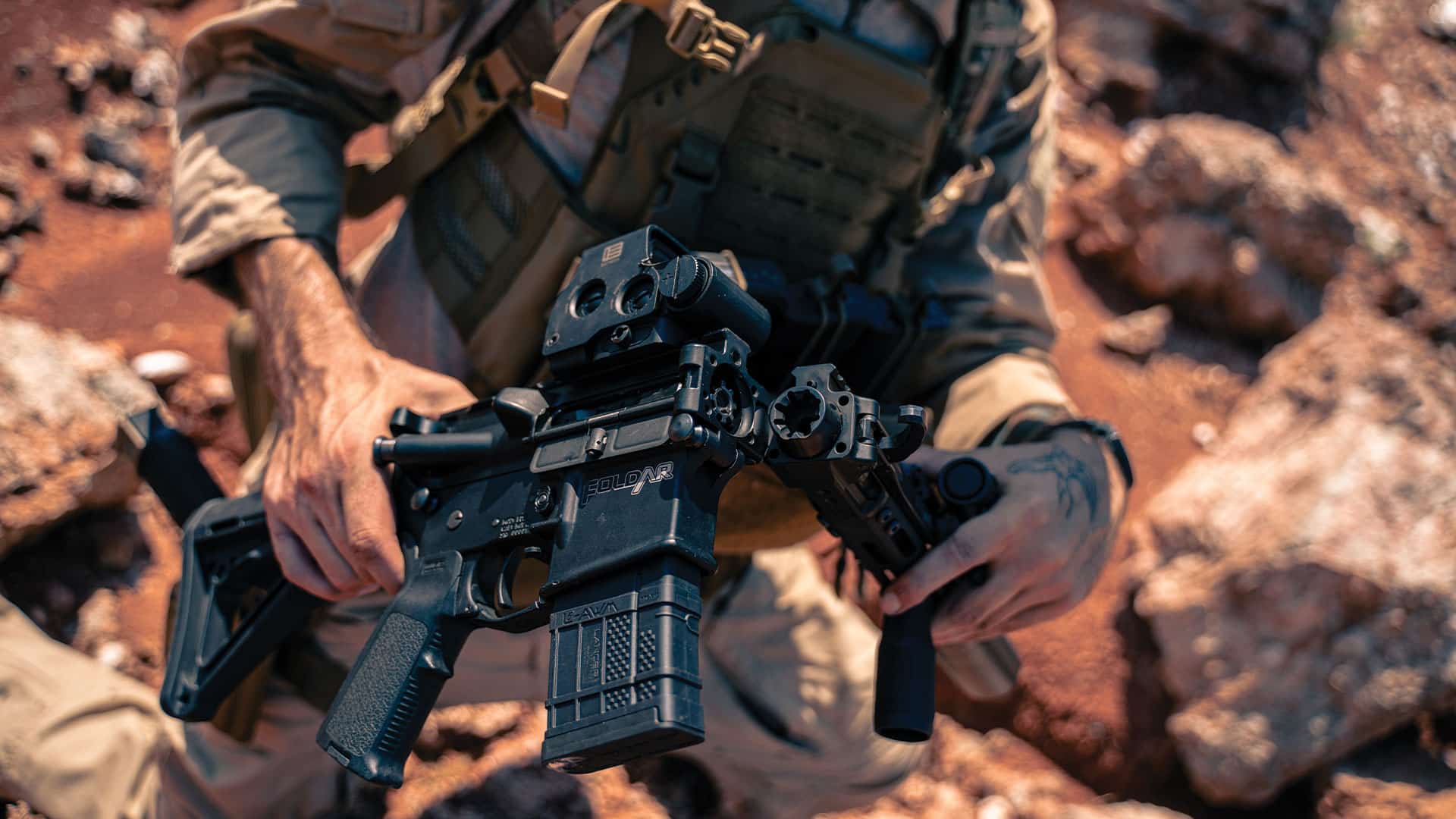 The FoldAR Short Barrel Rifle: The Ultimate Concealable Weapon System ...